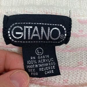 Gitano | Shirts & Tops | Vintage Gitano Acrylic Pink Heart Sweater ...